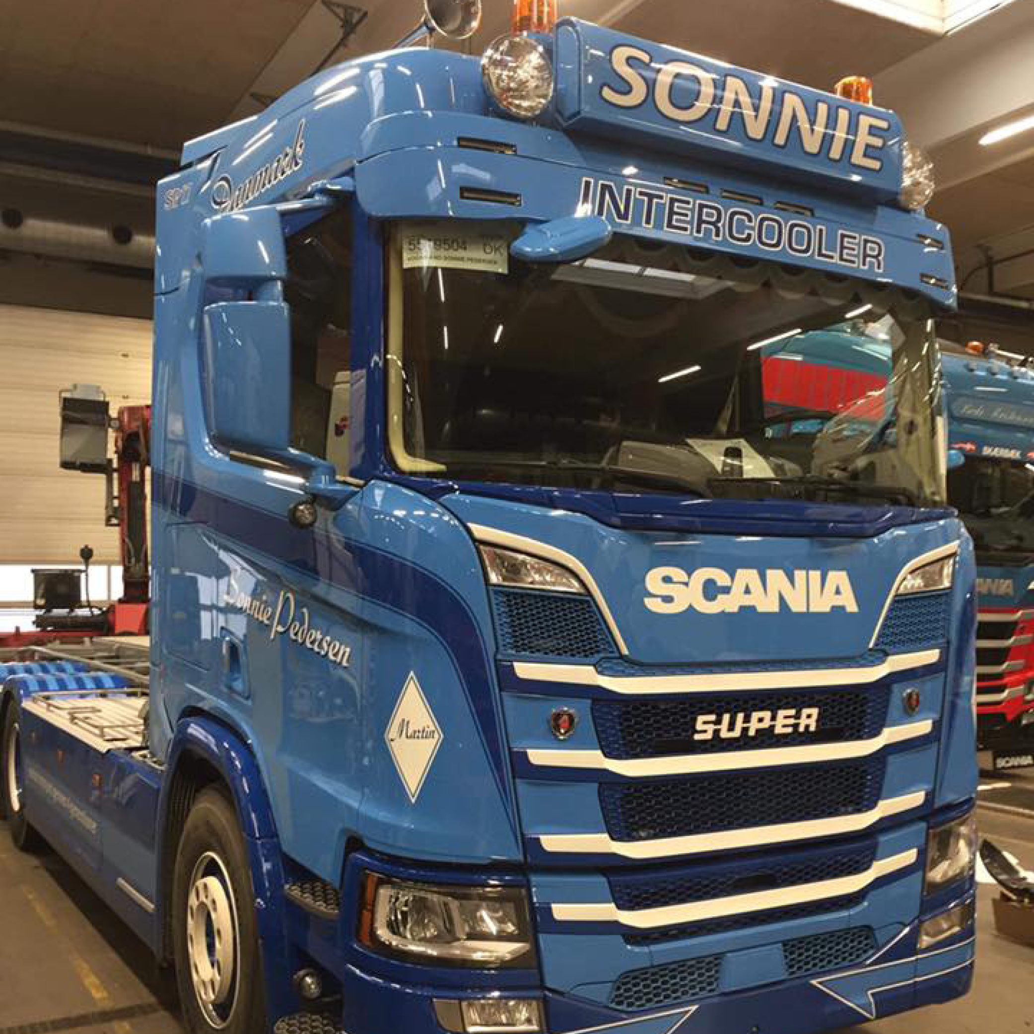 Solskjerm 30 cm for Scania NG 7 posisjonslys | Pgtech AB